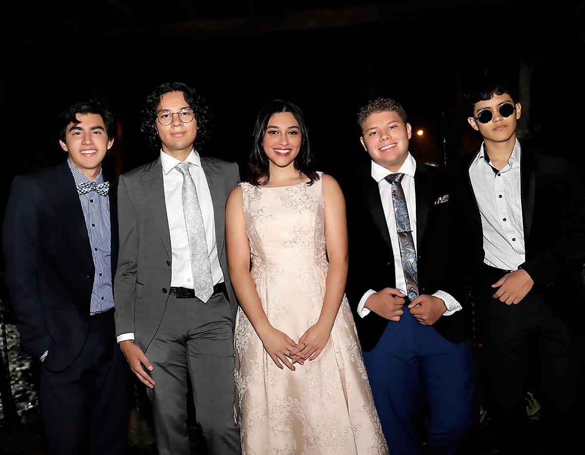 Senior Dinner 2023 Discovery School