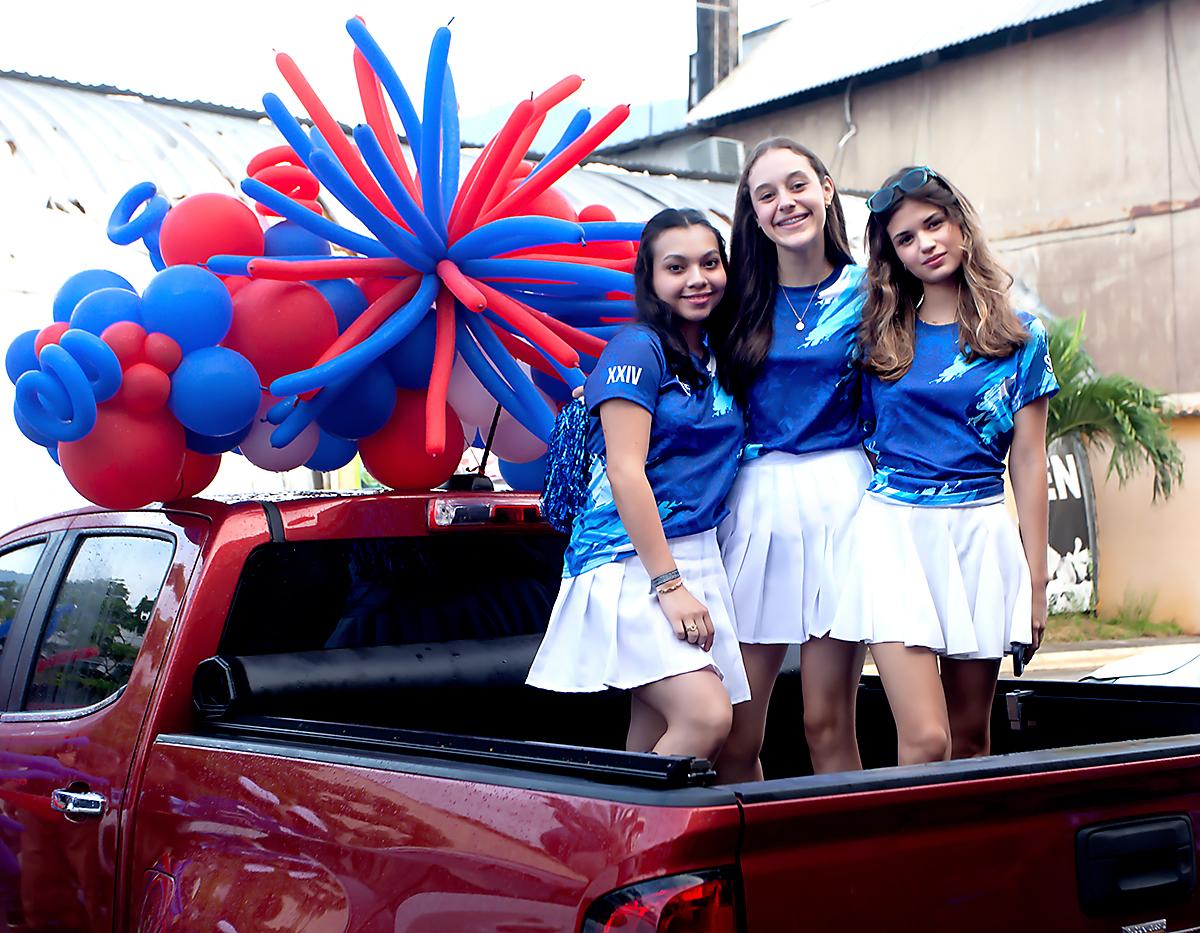 Senior entrance del Instituto Bilingüe Valle de Sula 2024