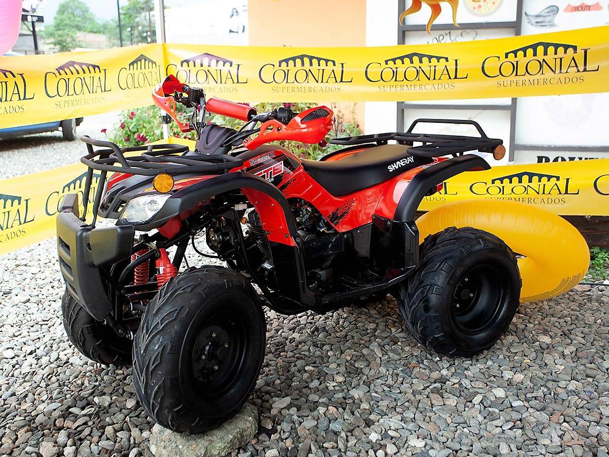 Supermercados Colonial presenta “El Verano ya está aquí”