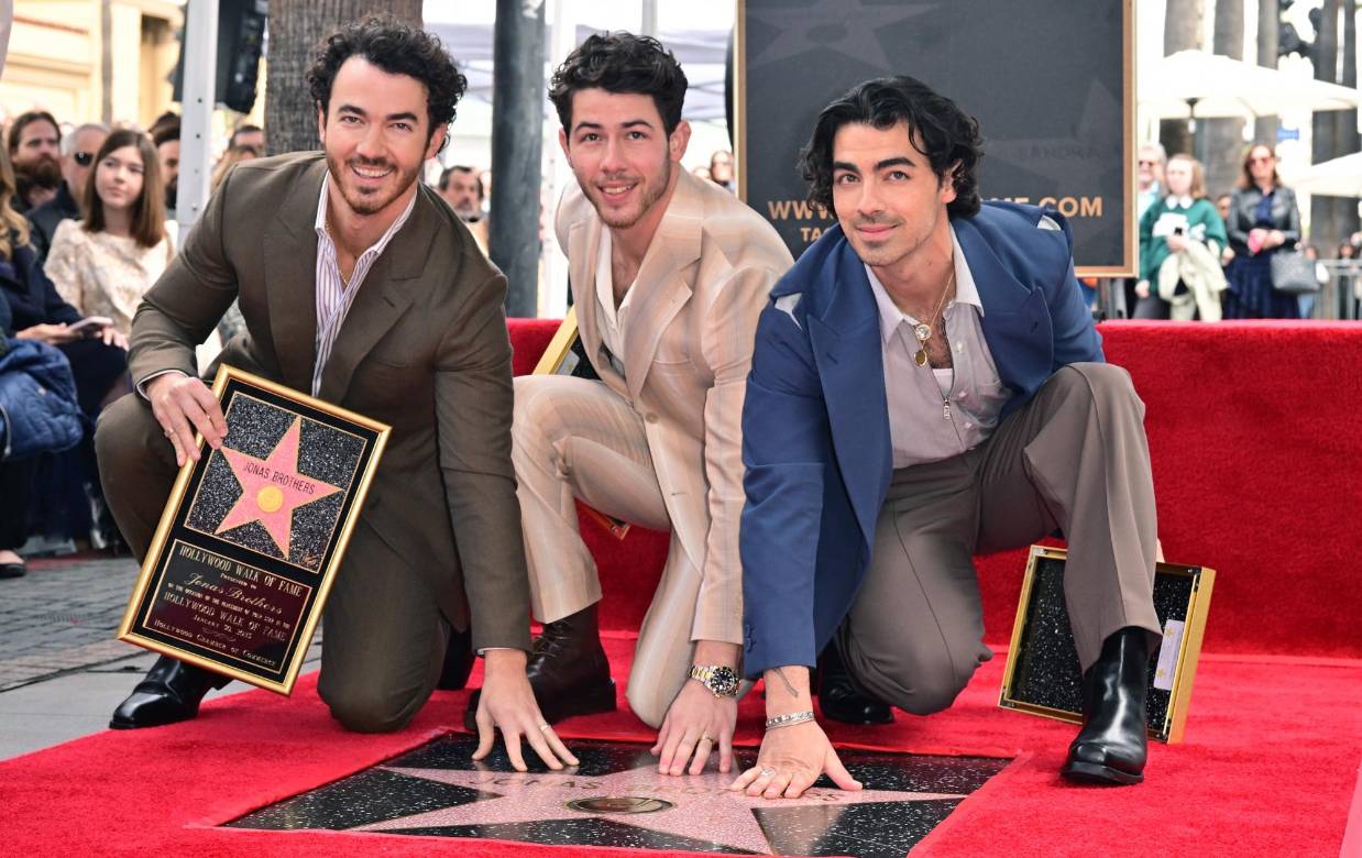 Los Jonas Brothers ya tienen su estrella en el Paseo de la Fama