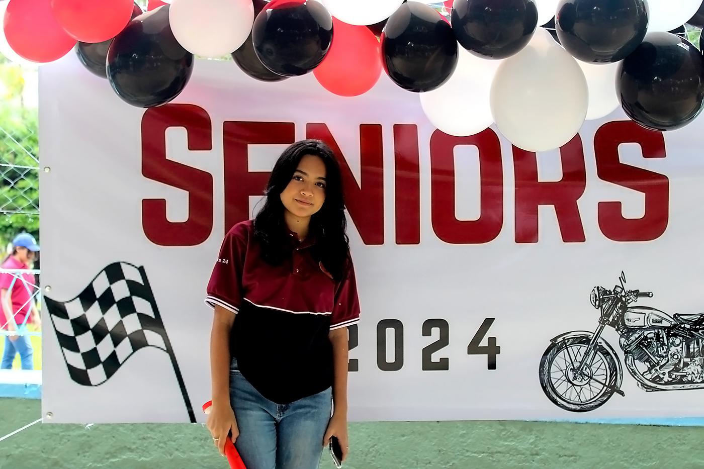 Entrance de los seniors 2024 de Liquidambar School