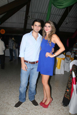 Fiesta para Mónica Ibrahim y Kamal Gabrie