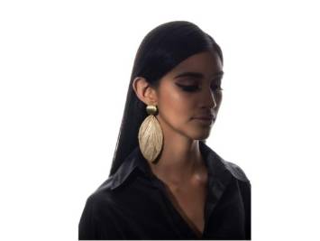 La nueva colección de accesorios de Jerry Cárcamo