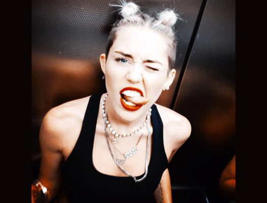 Happy 21st birthday Miley Cyrus!