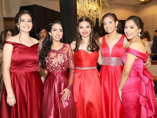 Fiesta de graduación del Centro Escolar Antares y Aldebarán