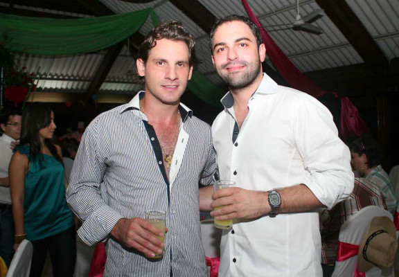 Fiesta para Mónica Ibrahim y Kamal Gabrie