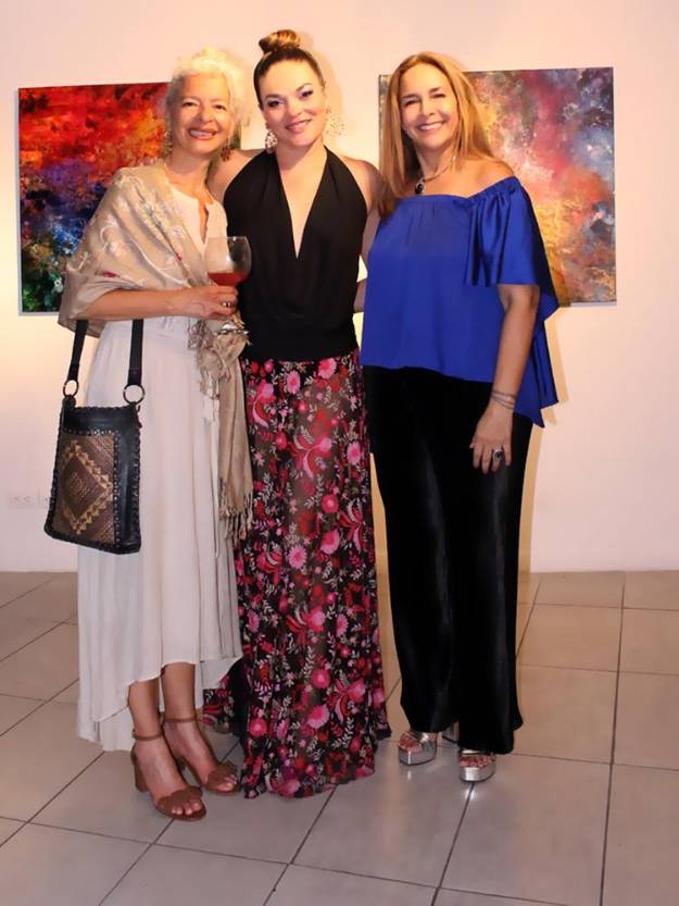 Nora Buchanan lleva su arte a Colombia