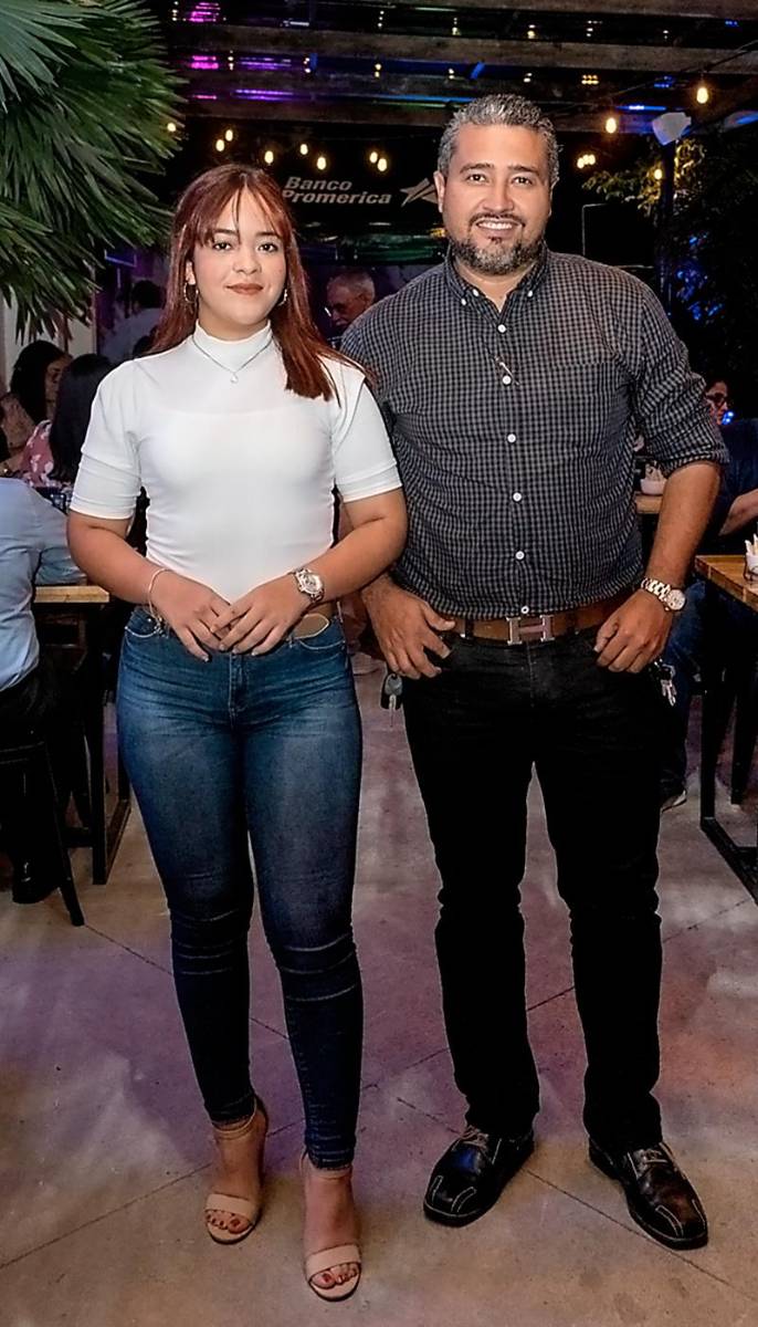 Galería: Inauguración de Giorgus Bistro Bar