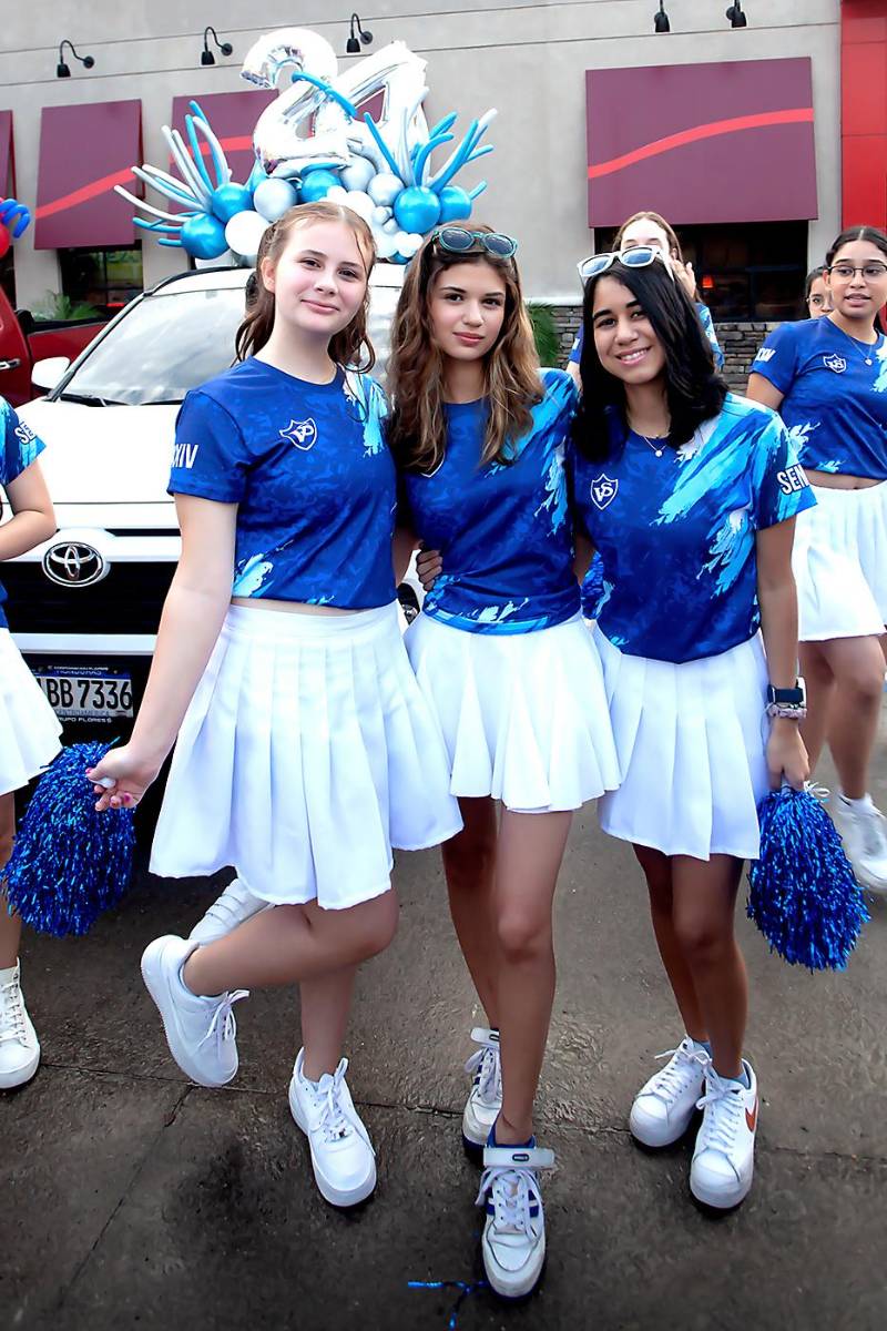 Senior entrance del Instituto Bilingüe Valle de Sula 2024