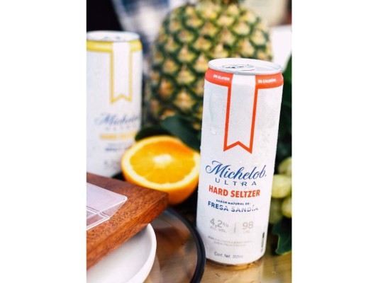 Michelob Ultra Hard Seltzer: el sabor perfecto que te refresca